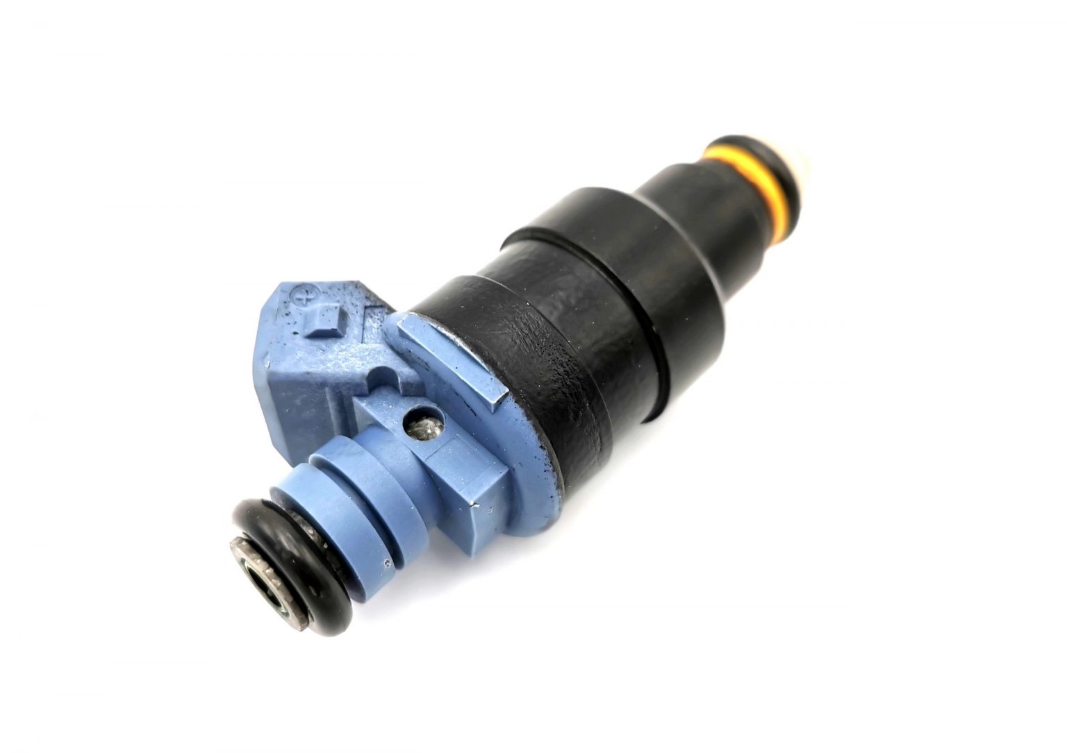 INJECTEUR BOSCH PEUGEOT 205 GTI CTI 1.6 - Une de Sauvée